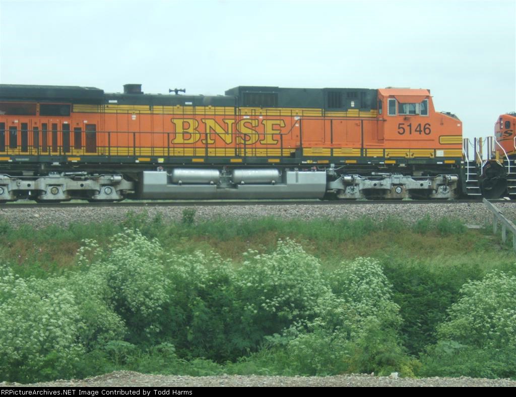 BNSF 5146